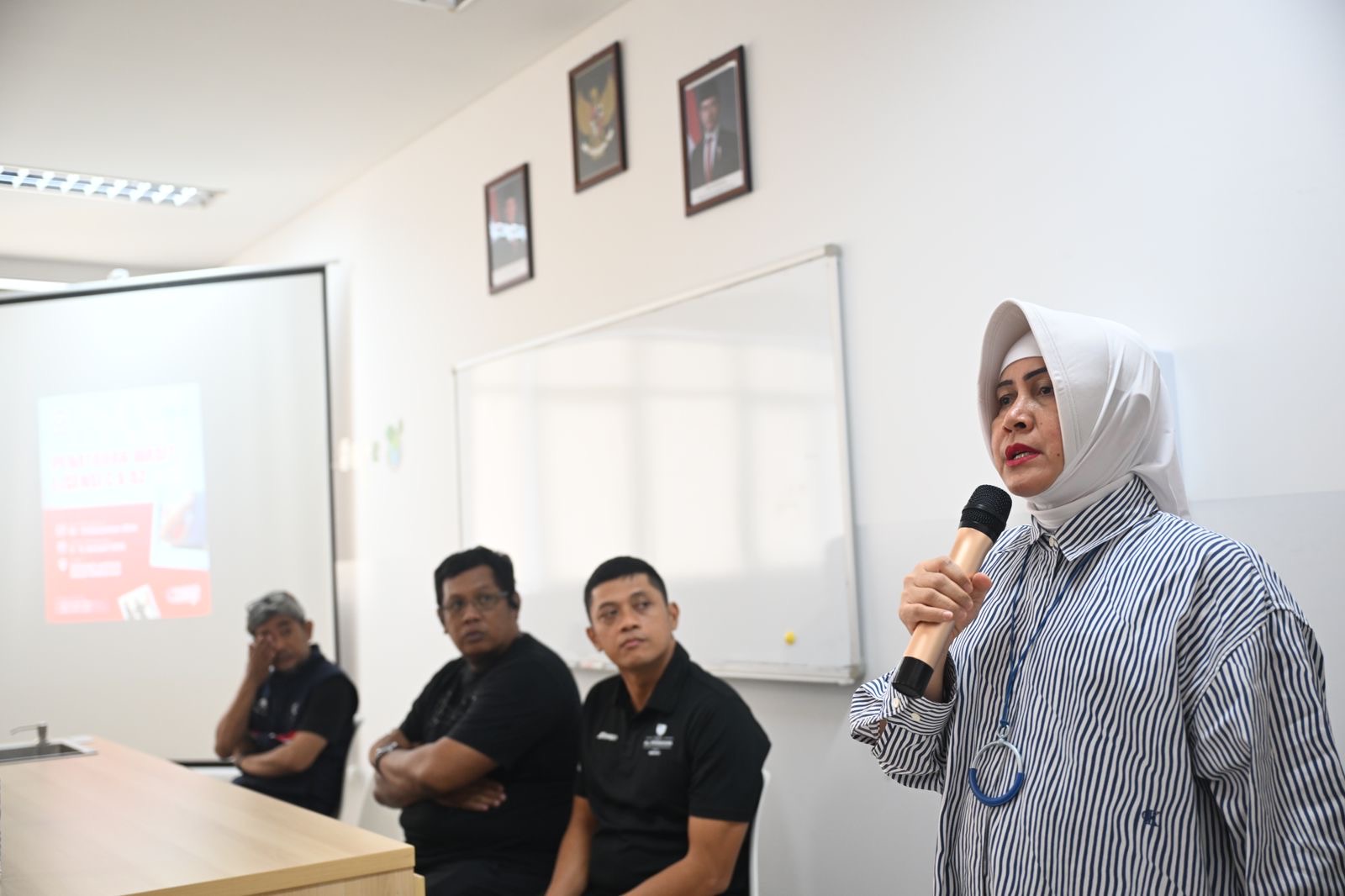 Indira Yusuf Ismail Tutup Penataran Wasit Basket Lisensi C dan B2 Tingkat Kota Makassar - Portal ...