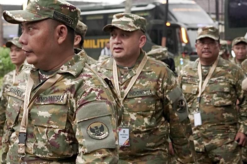 Gagah dengan Seragam Loreng, Munafri Arifuddin Ikuti Pembekalan di Akmil Magelang - Portal Resmi ...