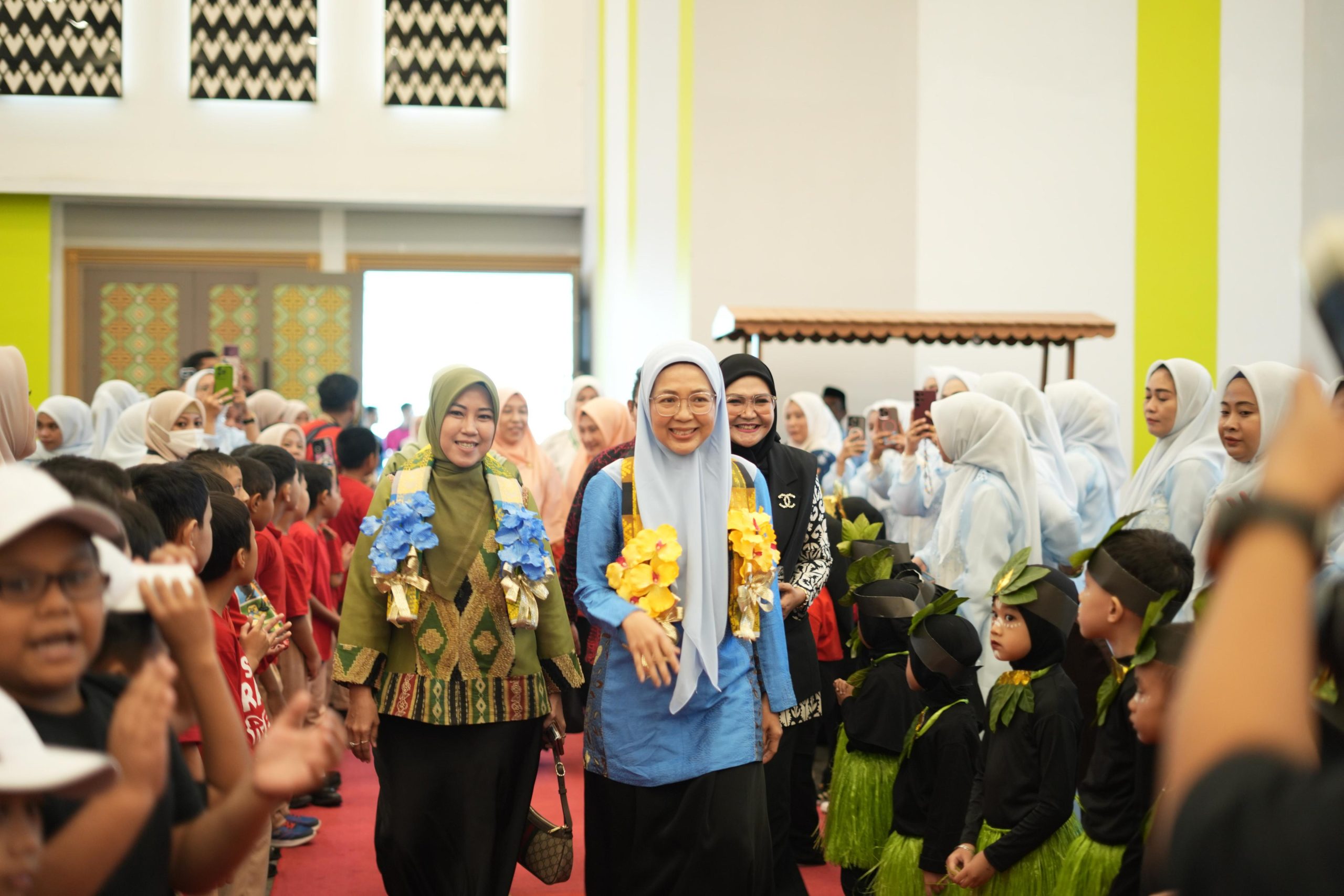 Melinda Aksa Hadiri Milad ke-23 Yayasan Rahmatul Asri, Tekankan Pentingnya Kolaborasi Orang Tua ...